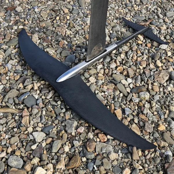Titanium–Carbon Fuselage – KPARTS Wings on KPARTS Mast Connection ...